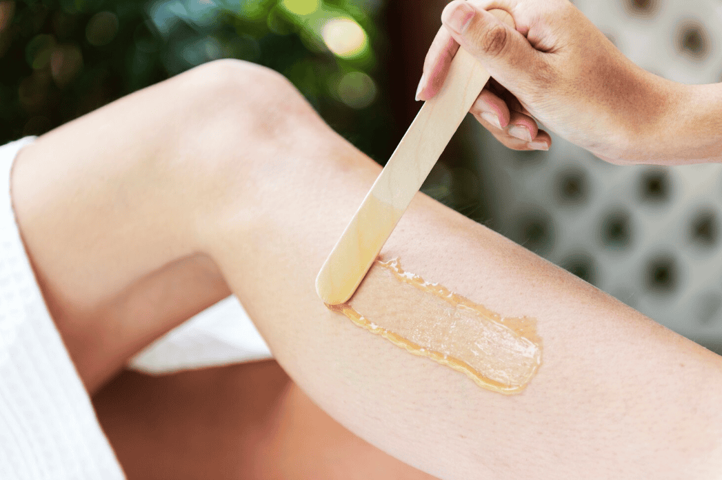 Hot Wax vs Cold Wax vs Sugaring: Your Ultimate Comparison Guide ...
